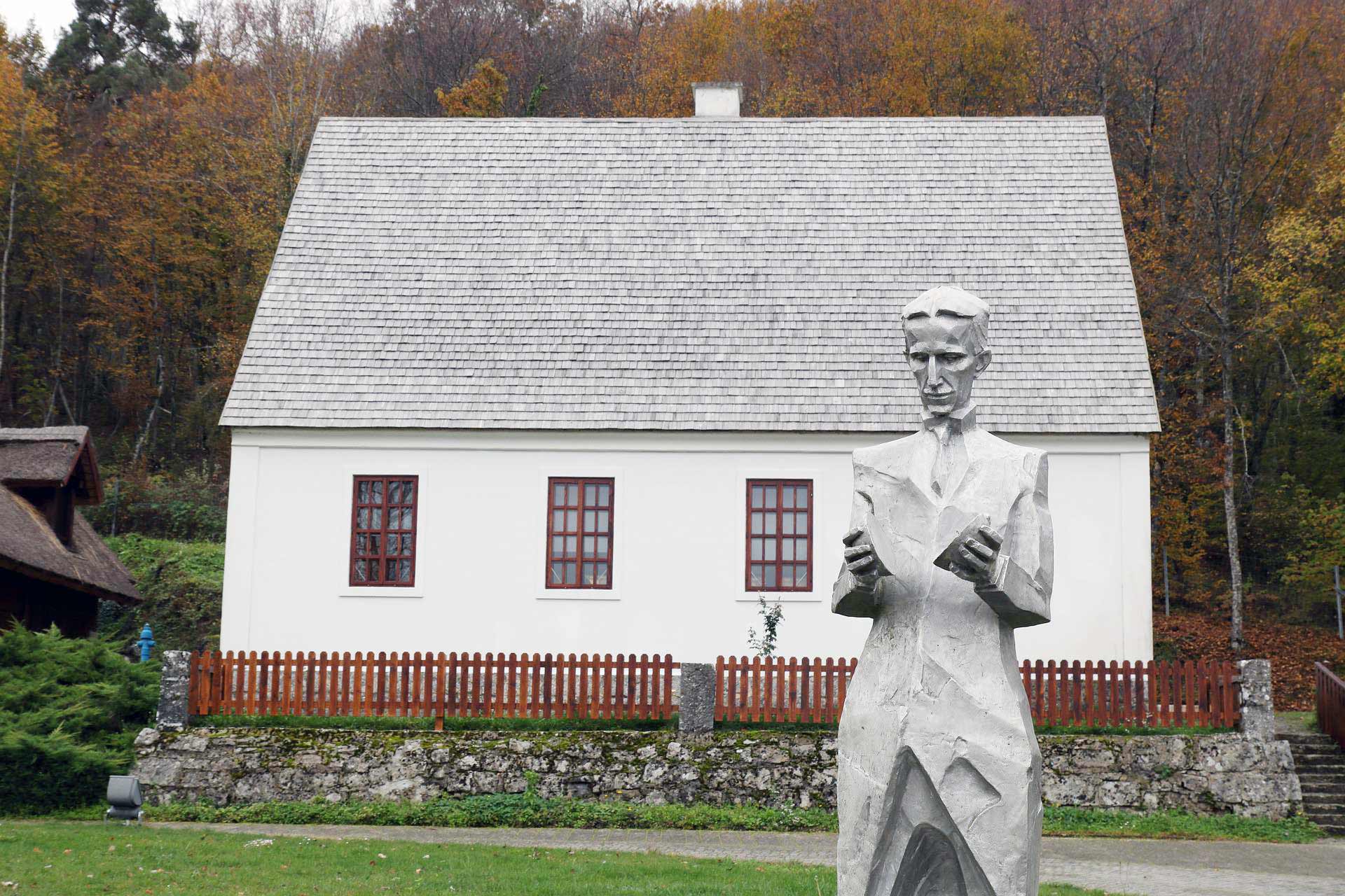 Memorijalni centar Nikola Tesla - Smiljan